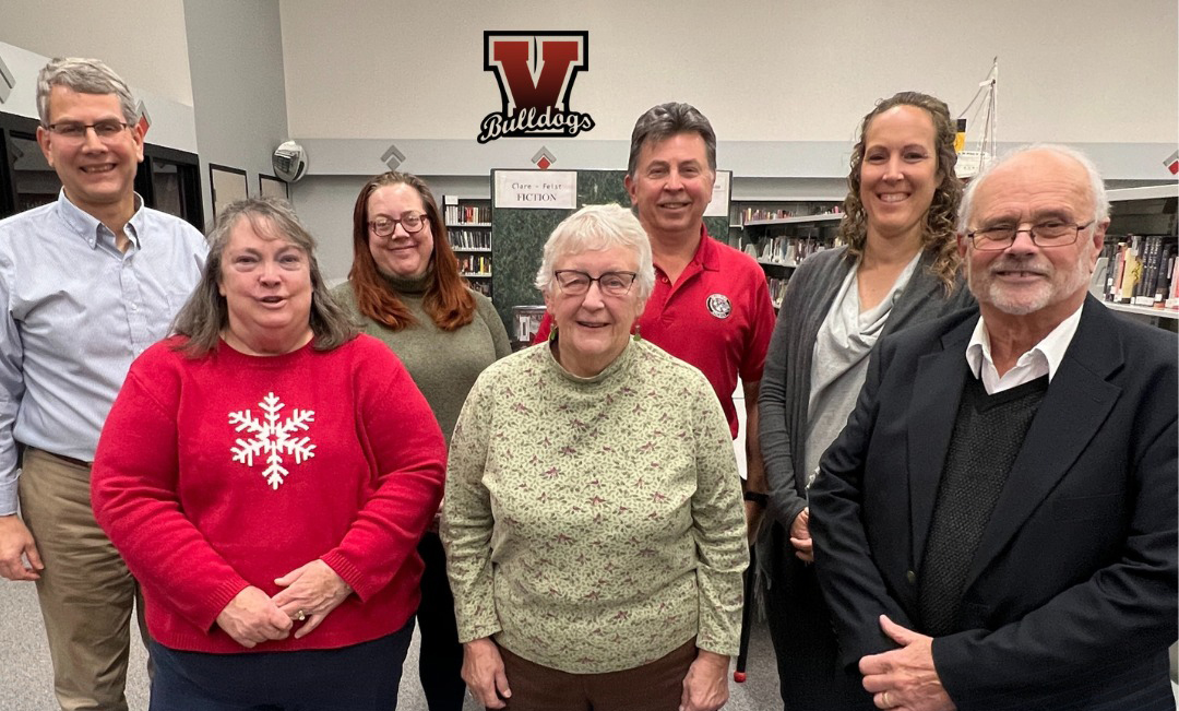 2 Vicksburg school trustees end 40 year service – South County News