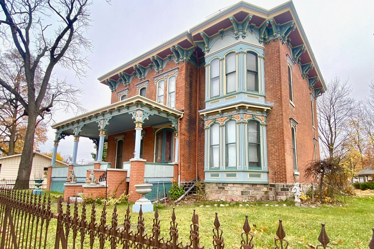 On the road again: Howe, Indiana | South County News